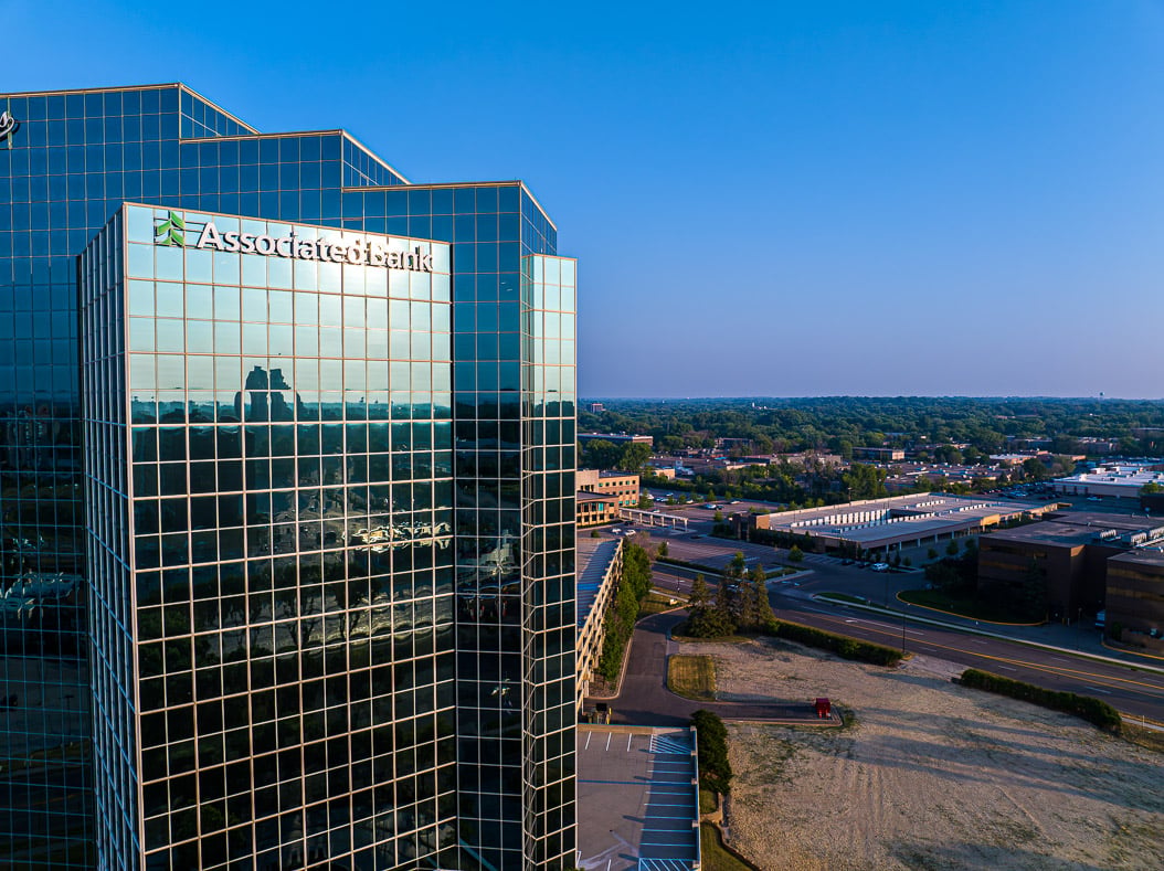 Associated Bank Introduces LED Letter Set to Illuminate the Skyline