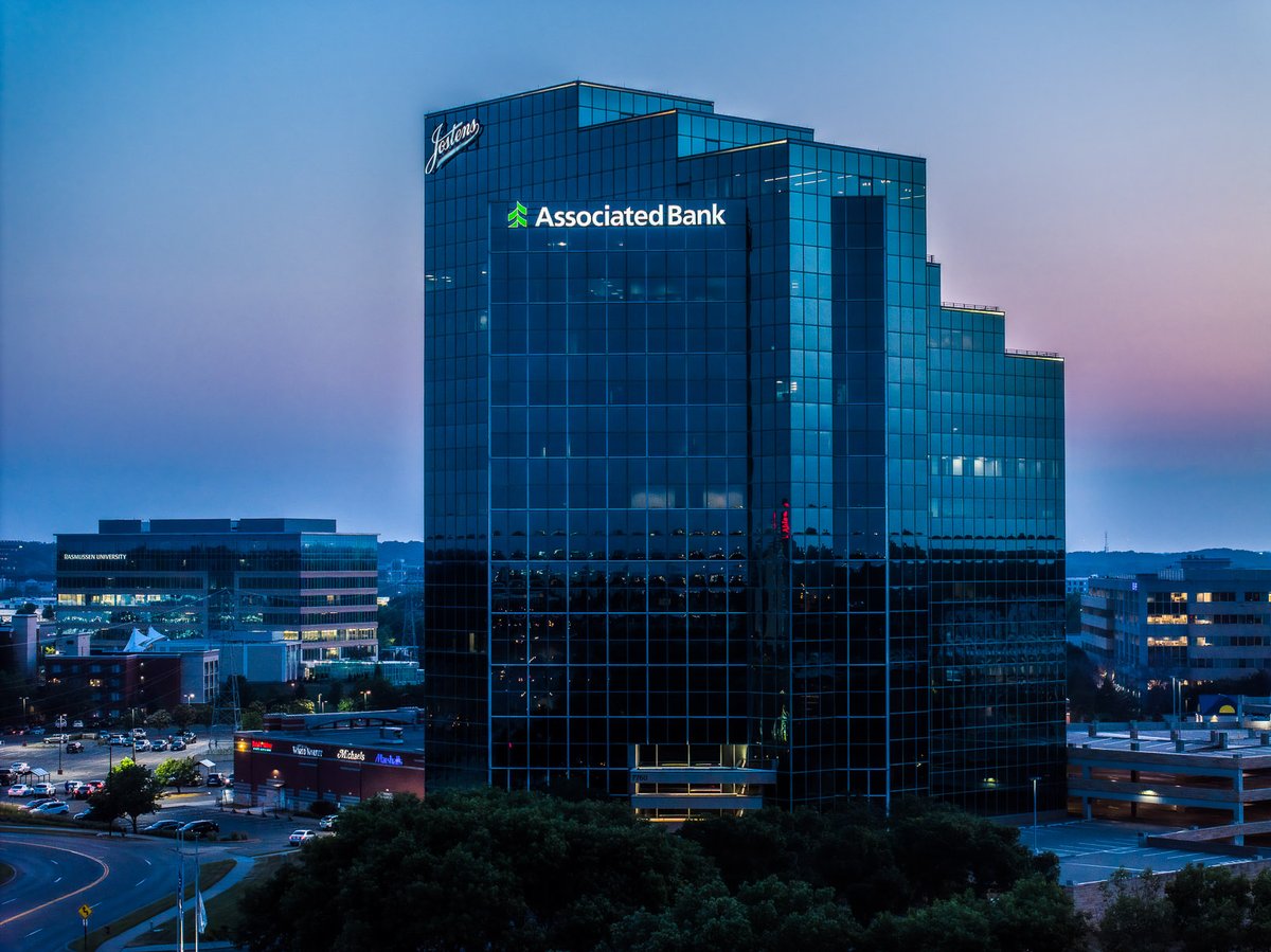 Associated Bank Introduces LED Letter Set to Illuminate the Skyline