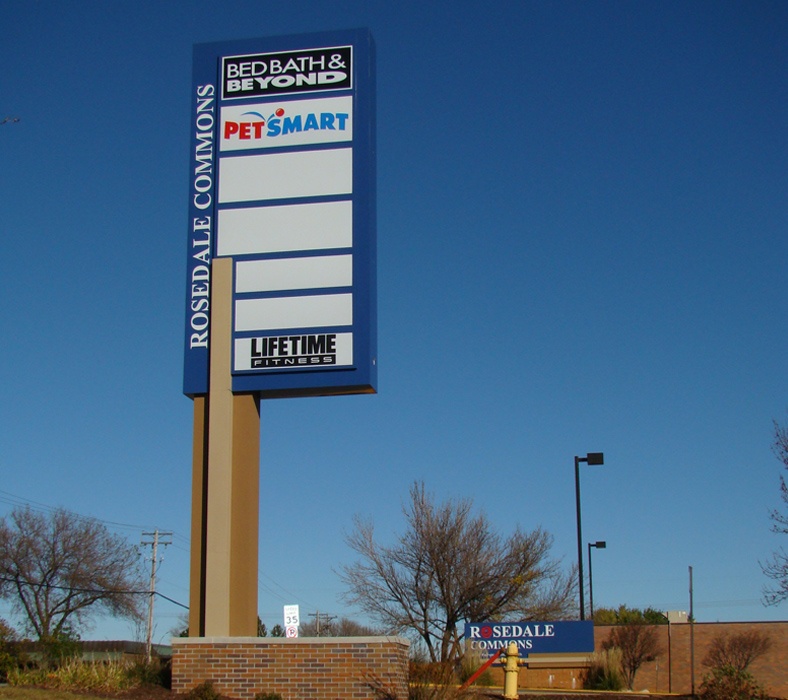 Pylon Signs | Store Sign | Exterior Sign